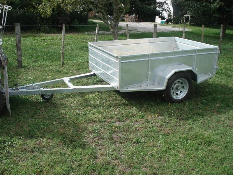 Photos of the 3 Dog Camper Trailers and accessories